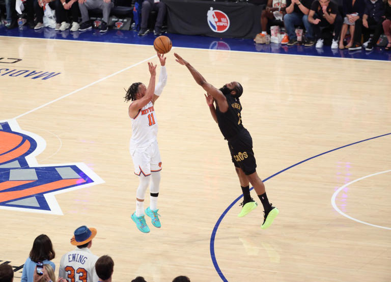 James Harden’s legacy is on the line with Knicks hunting him: Walt Frazier