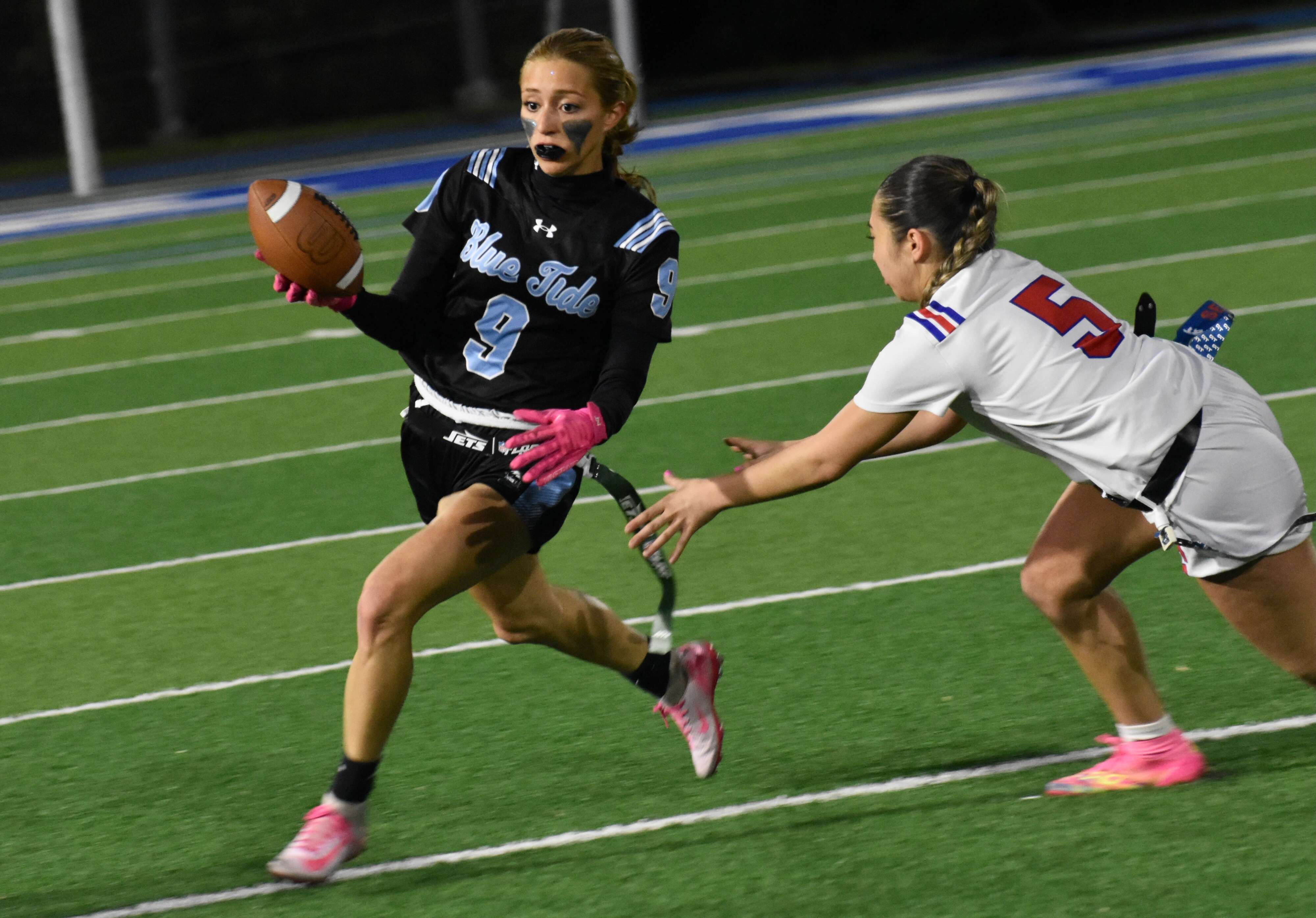 NJ flag football team rallies for 2nd straight playoff win, captures ...