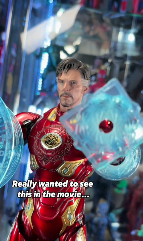 Hot Toys Iron Strange ASMR figure unboxing