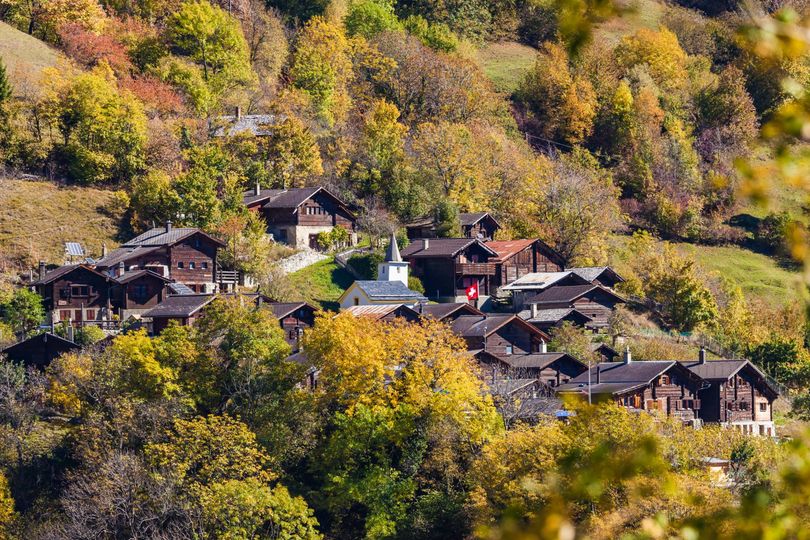 Welsh people could be paid £22,000 to move to stunning European country