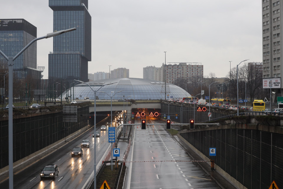 Spore utrudnienia dla kierowców w Katowicach! Tunel pod rondem ...