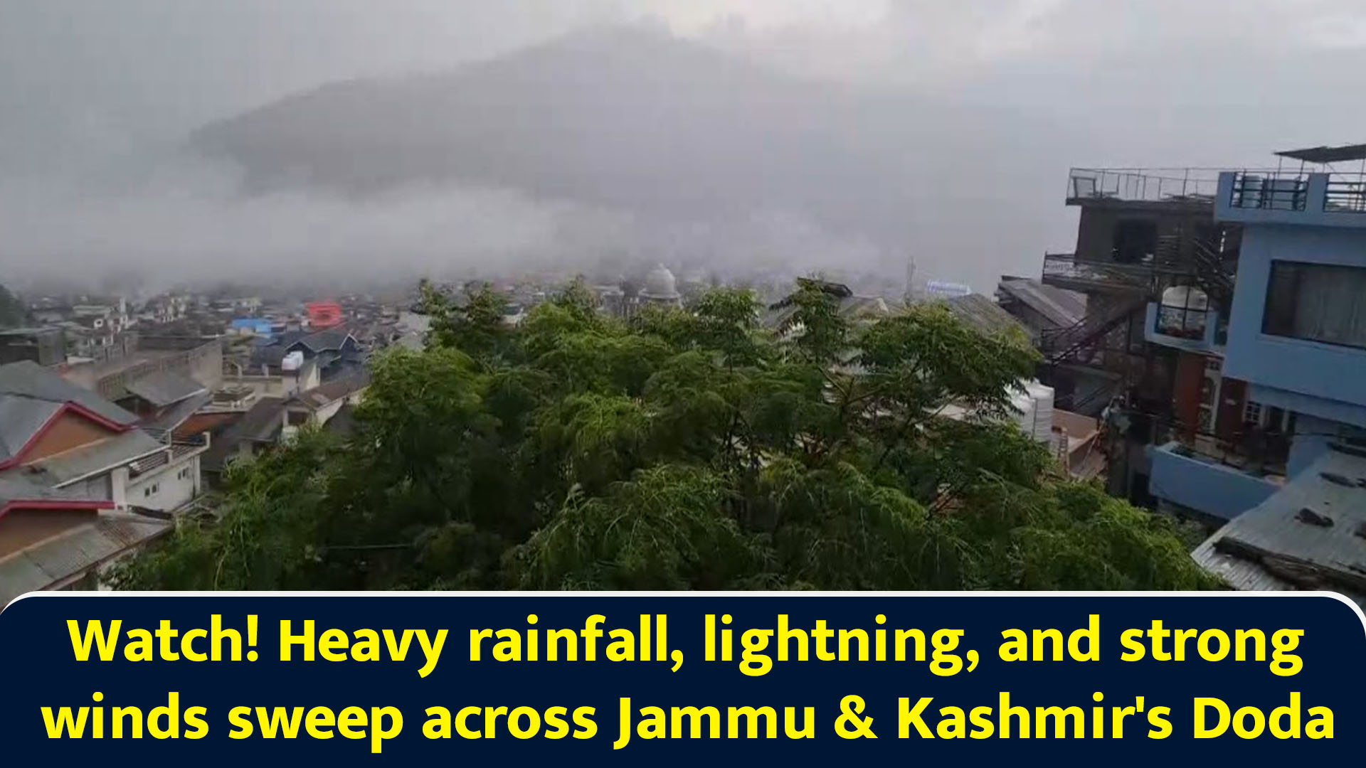 Watch! Heavy rainfall, lightning, and strong winds sweep across Jammu ...