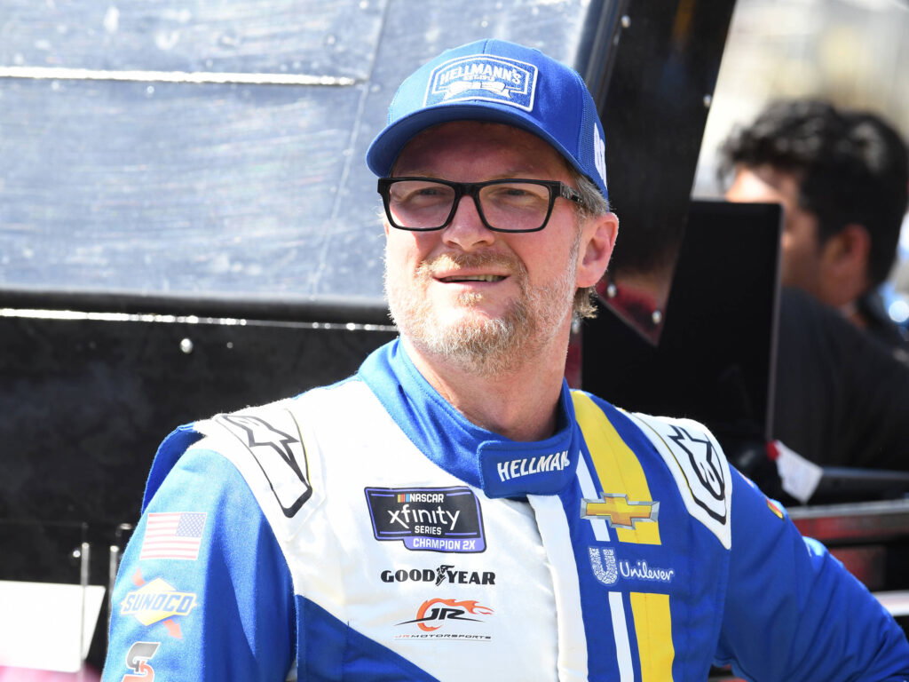 Dale Jr. warns Chevy teams against another implosion-ridden race soon ...