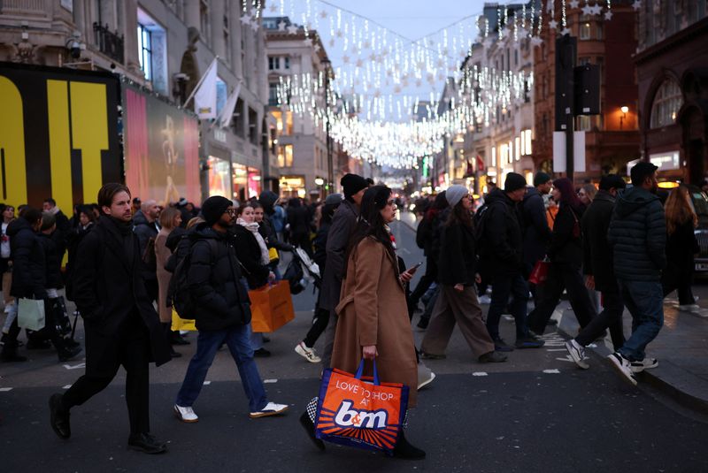 UK retail sales fell 1.3% in April, ONS says