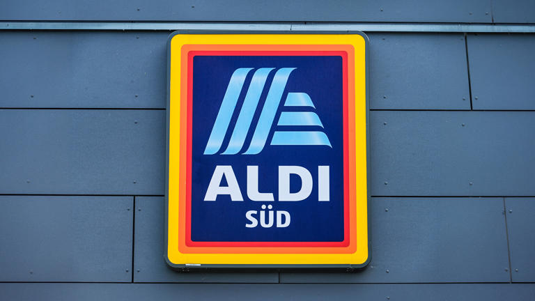 Mit Fernbedienung und Timer: Aldi verkauft Turmventilator zum ...
