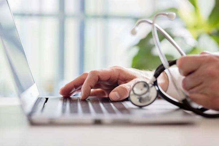 New DWP pilot phases out GP sick notes for some patients in England