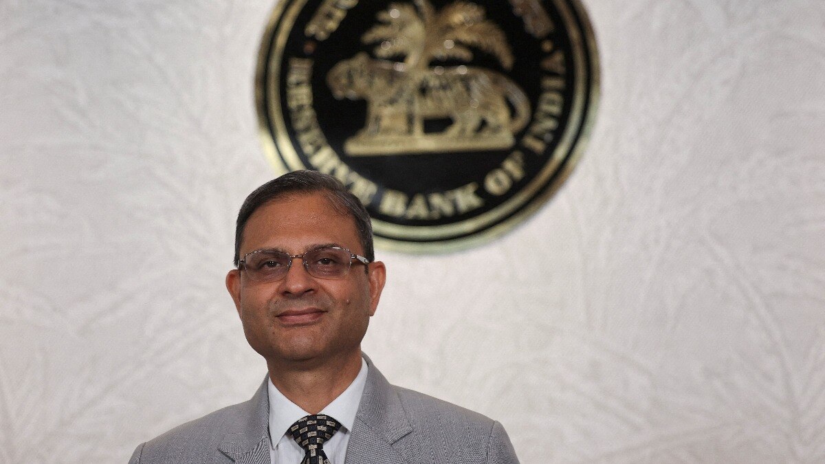 RBI may skip repo rate hike despite rupee fall, eye inflation: Report
