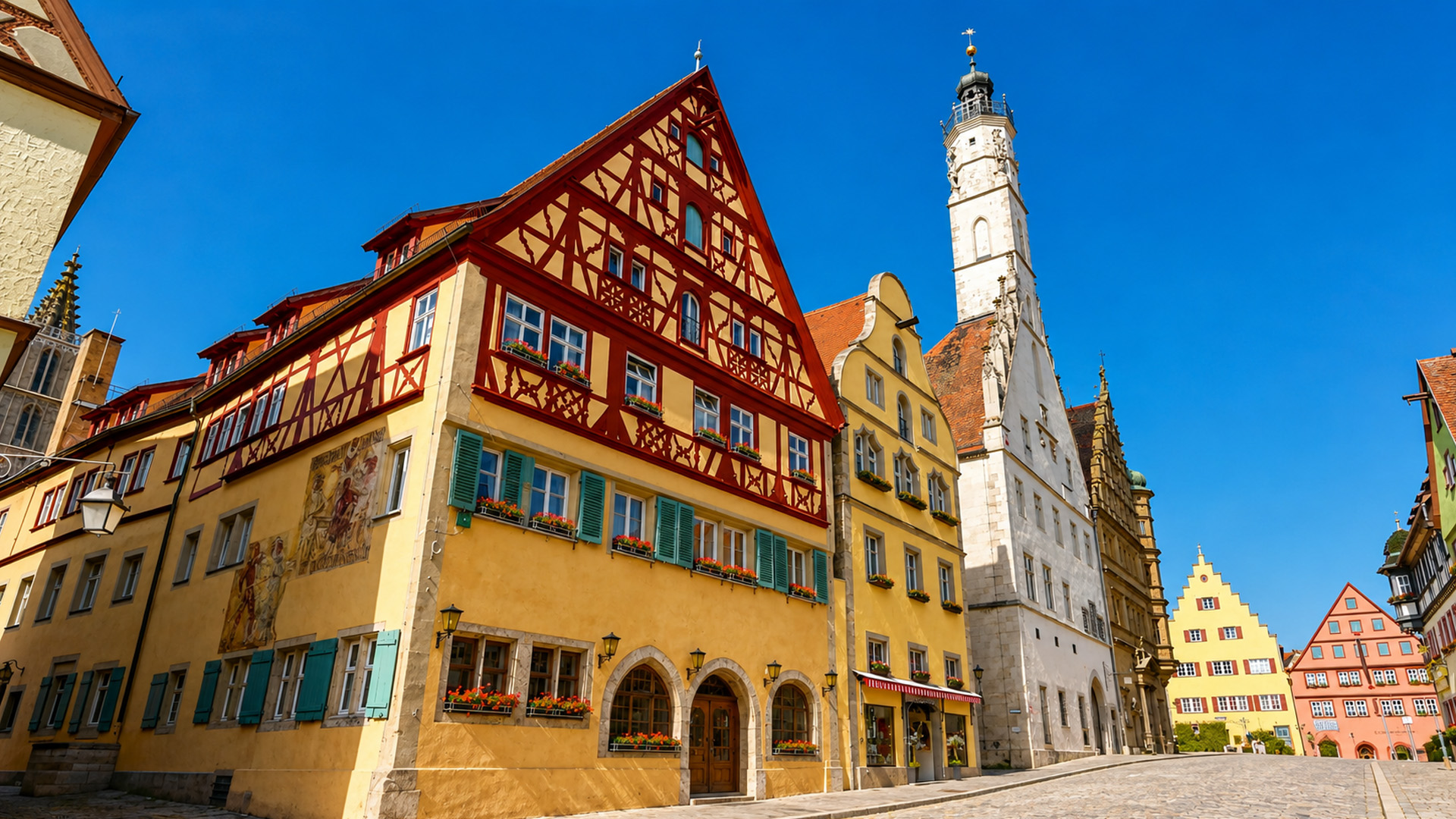 Enjoy the medieval streets of Rothenburg ob der Tauber (4K)