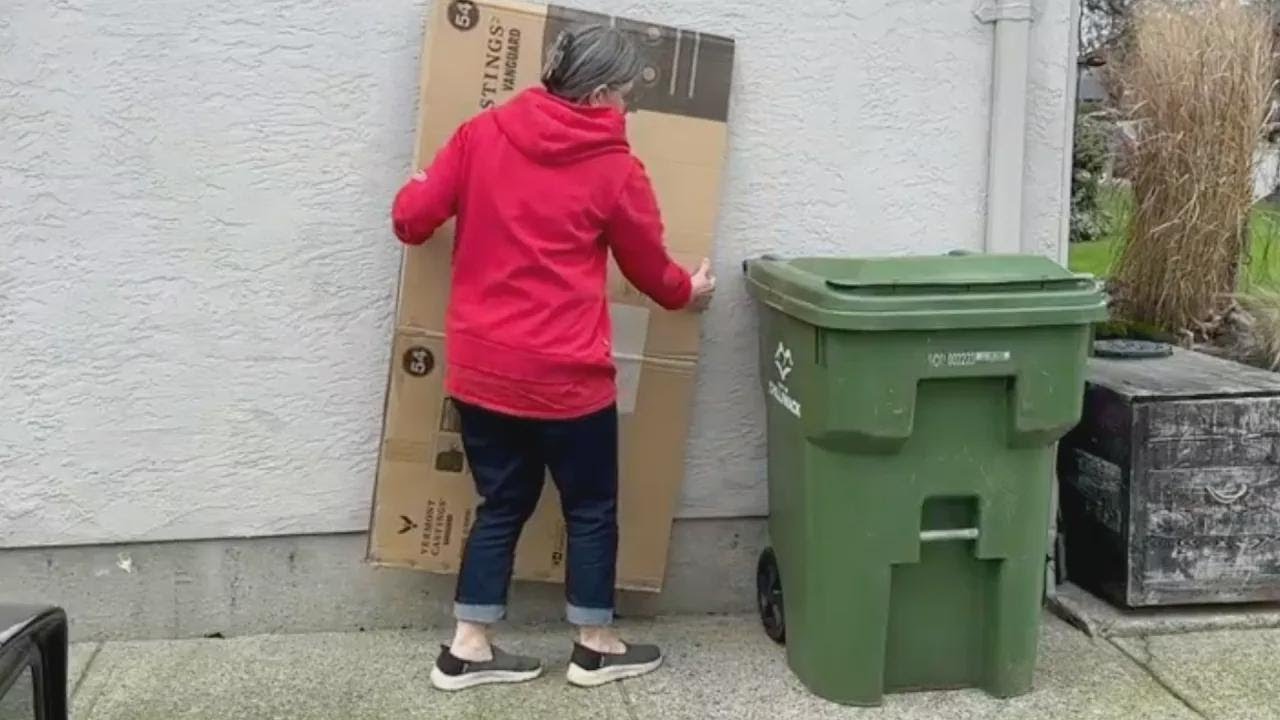 Sie rettet einen Karton aus dem Müll und zaubert daraus ein geniales ...