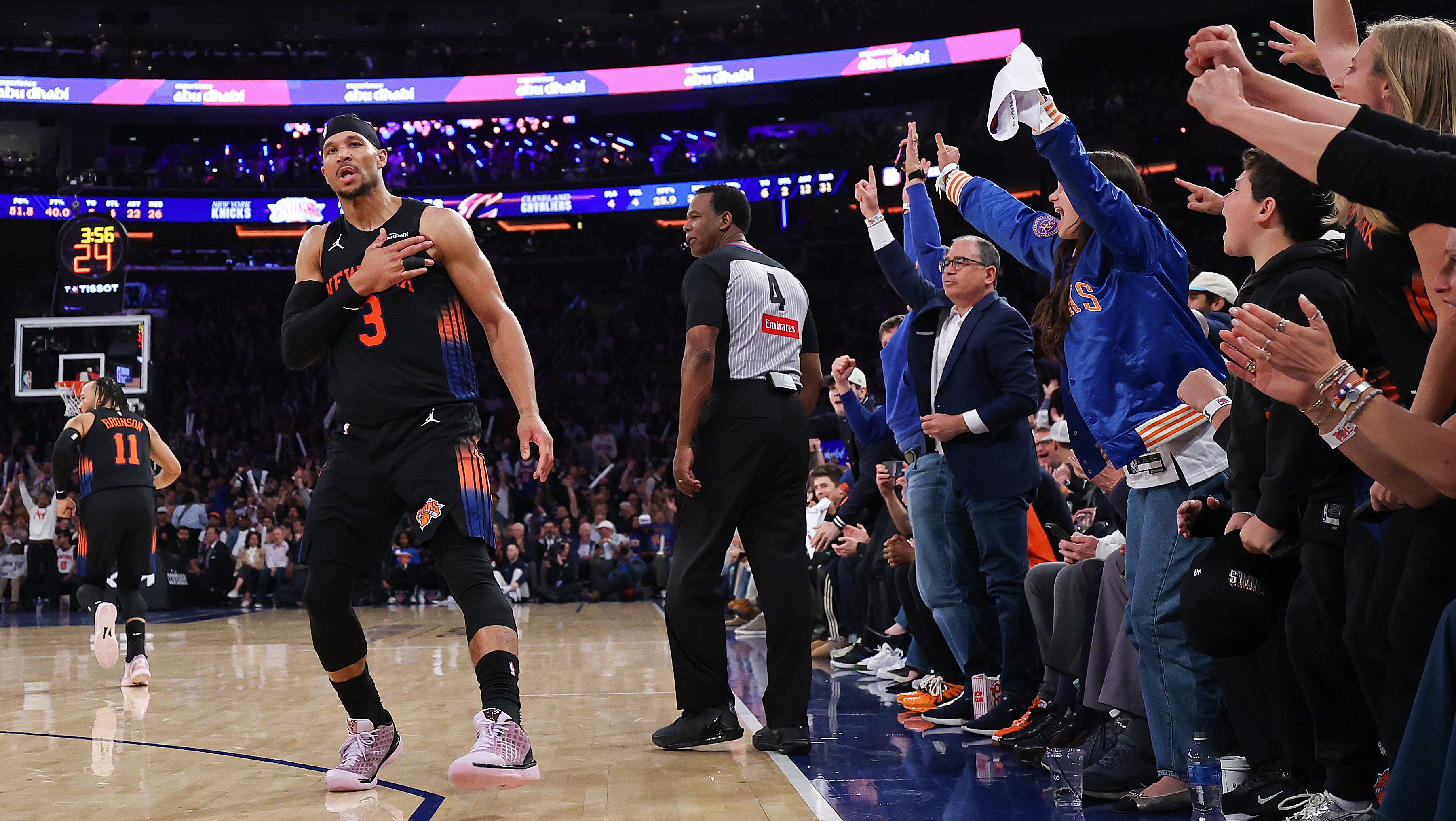 Knicks defeat Cavs in Game 2 to take 2-0 lead in Eastern Conference Finals