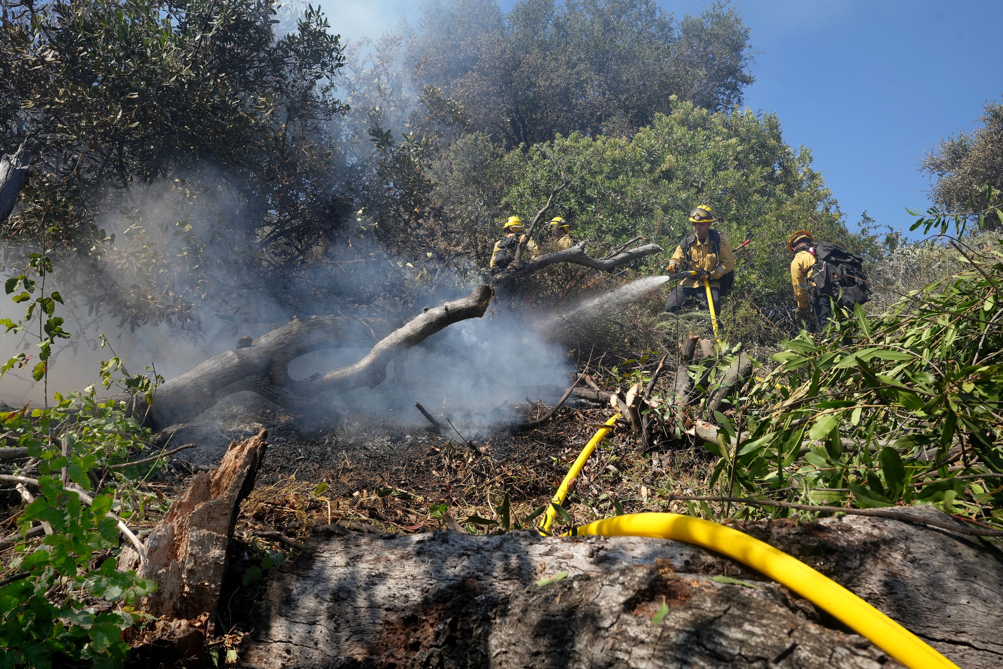 Friday containment, acreage updates on Sandy Fire in Simi