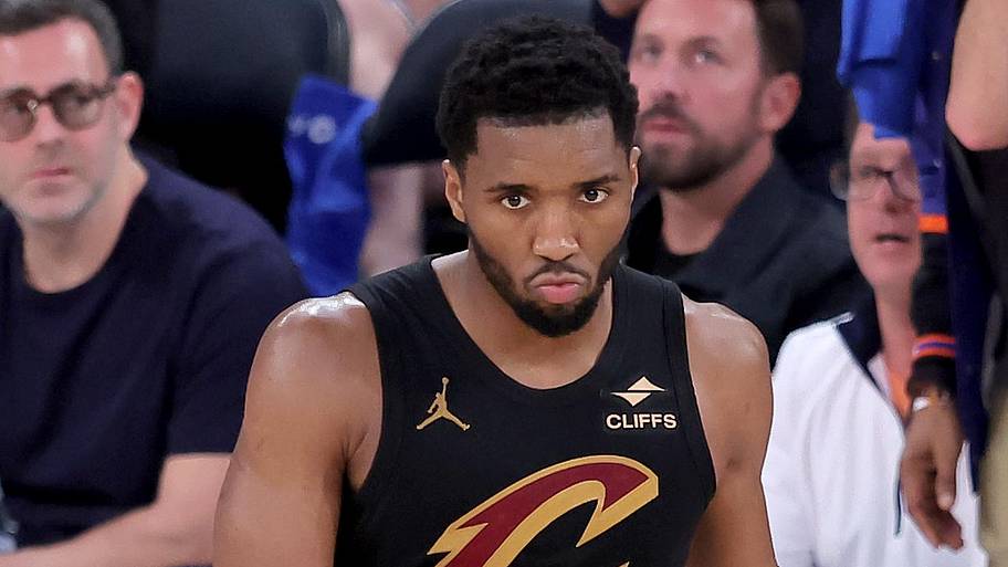 Kenny Atkinson needs to make Donovan Mitchell change before Cavs' time ...