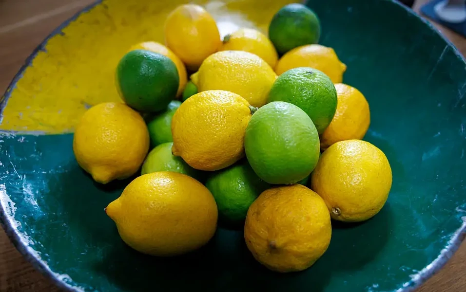 Experts warn against pairing lemon water with certain foods