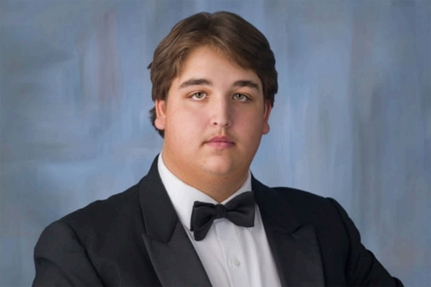 18-year-old high school senior dies in crash while driving to ...