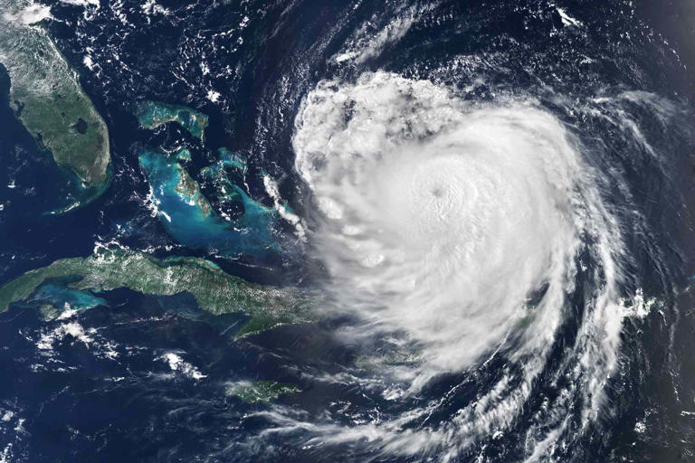 Officials forecast 'below-average' hurricane season, but warn 'it just ...