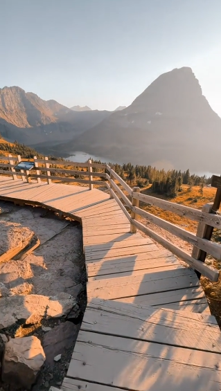 Paradise awaits through these incredible scenic views