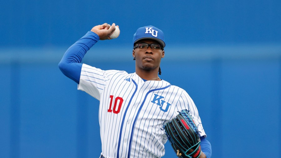 KU advances in Big 12 tourney on Savion Flowers walk-off homer, his ...