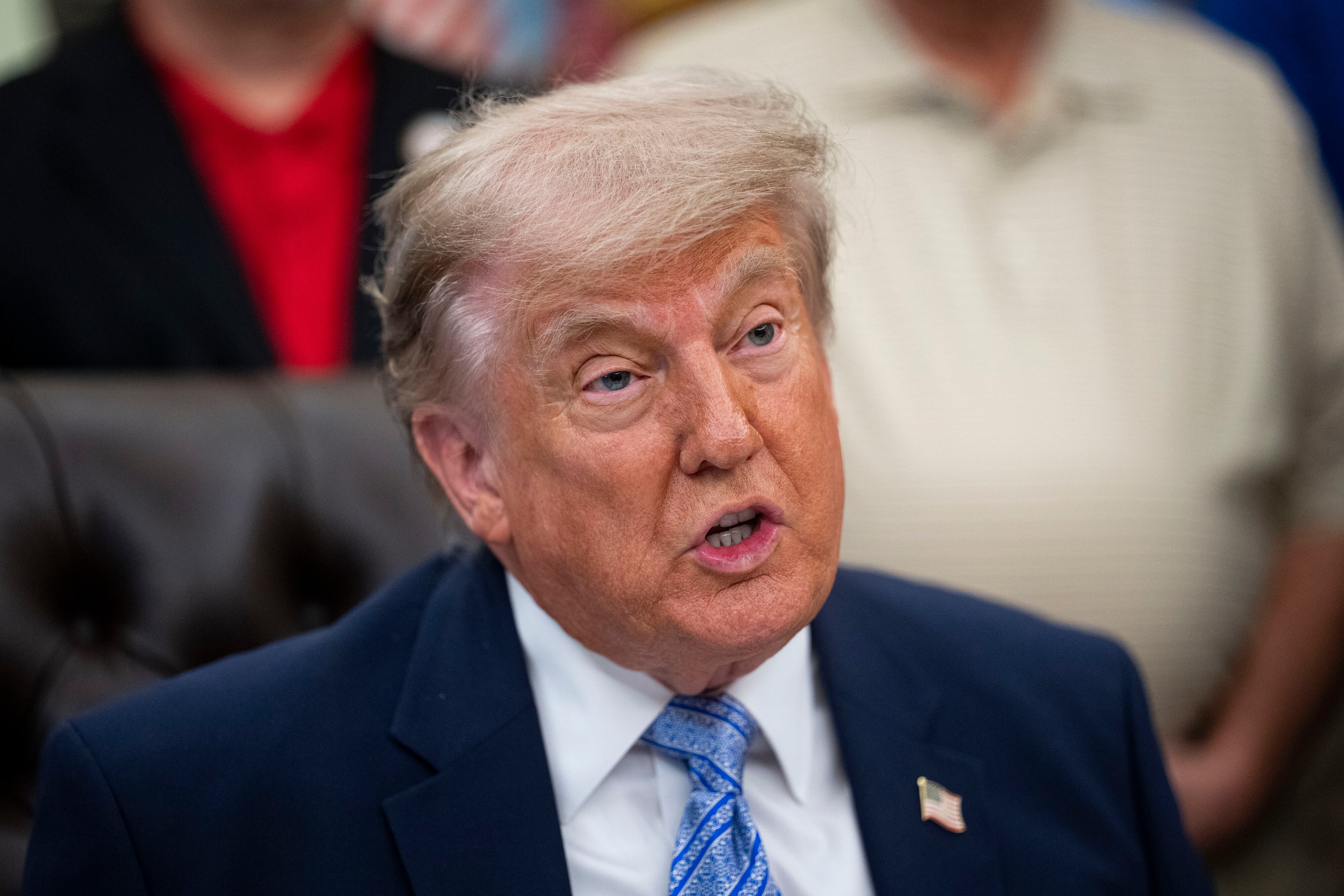 Trump announces 5,000 more US troops to Poland