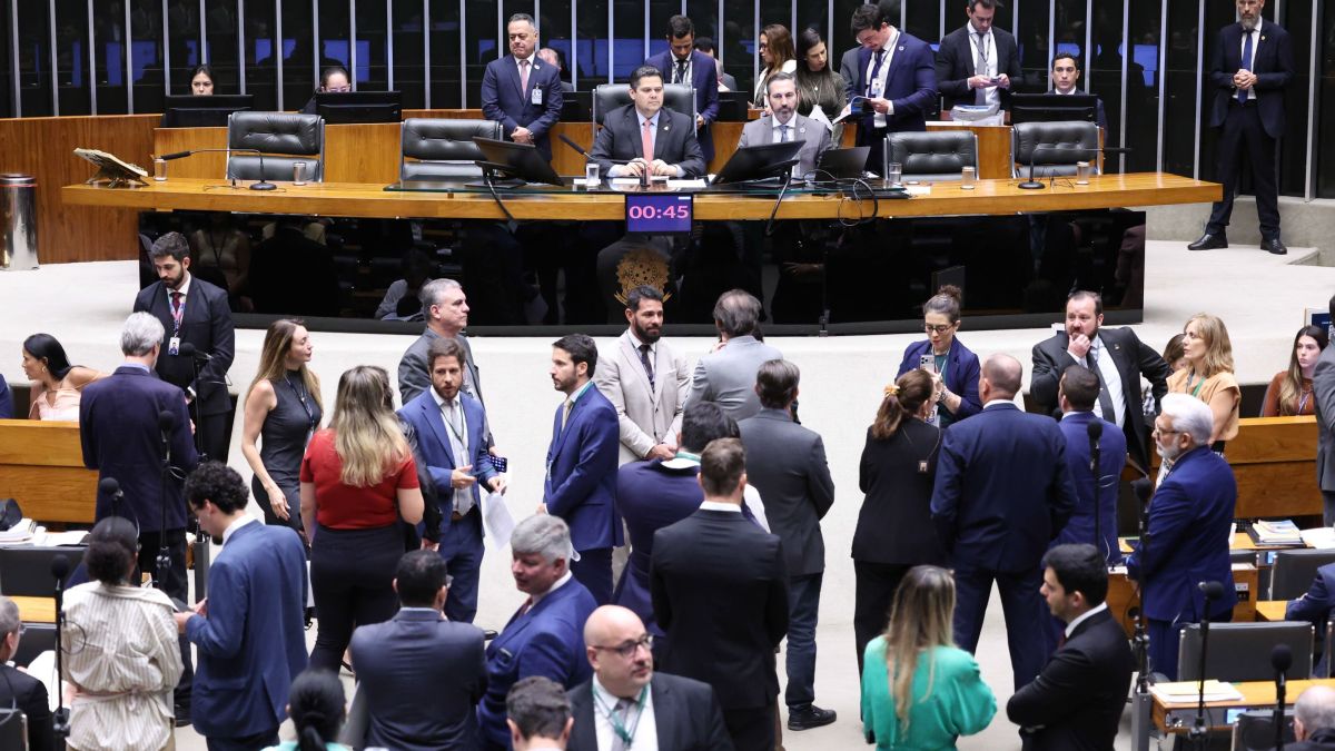 Waack: Congresso adere ao feirão de bondades eleitorais