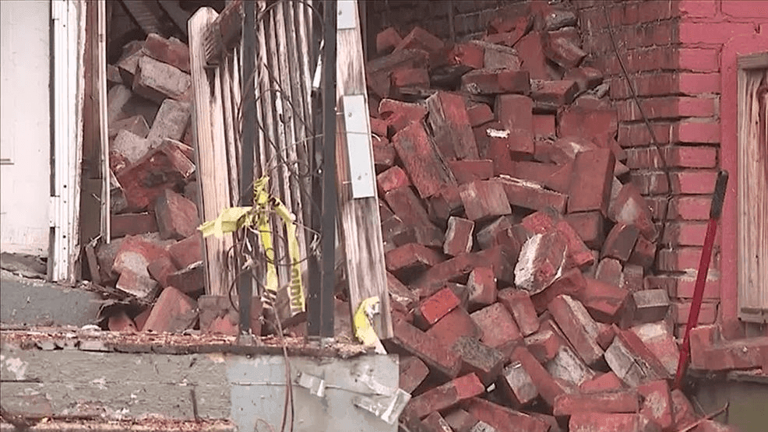 'It's a sad outcome': Condemned Harrisburg building being demolished ...