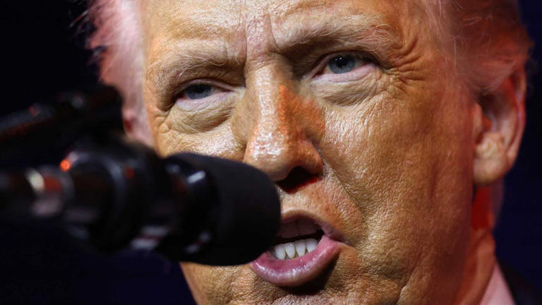 Trump’s beloved shoe company fought for life under his economy