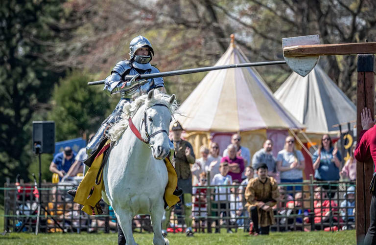 Jousting, knights and live action competitions return to Leeds Castle ...
