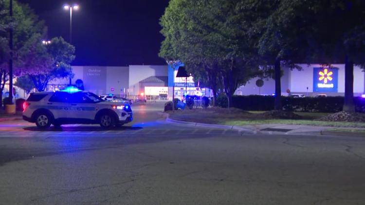1 person hurt in shooting at northwest Charlotte Walmart