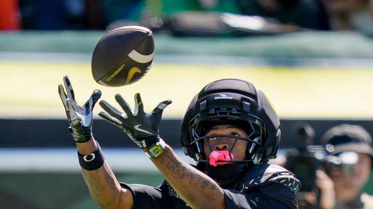 Local receiver Hunter Vaughn announces Oregon commitment