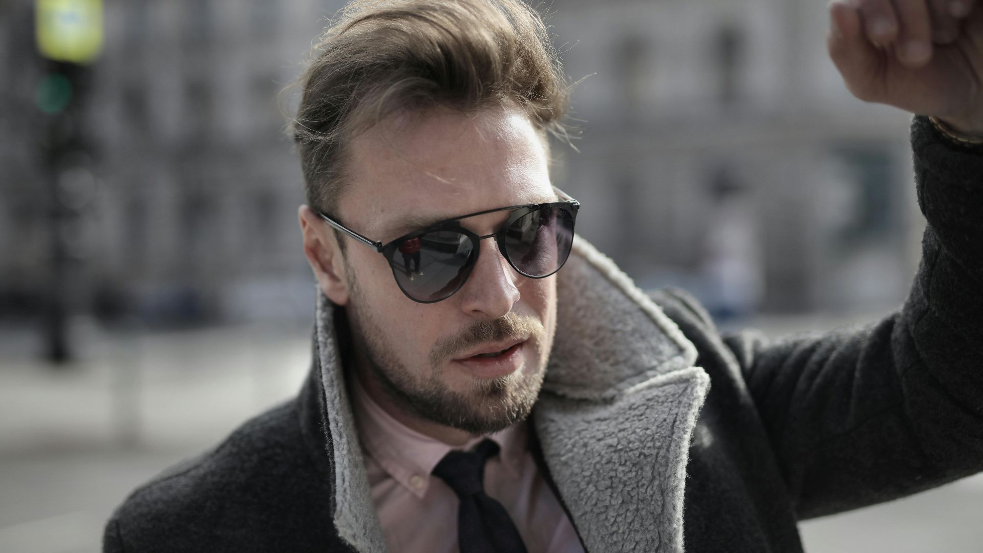 20 things men wear that women pretend not to notice