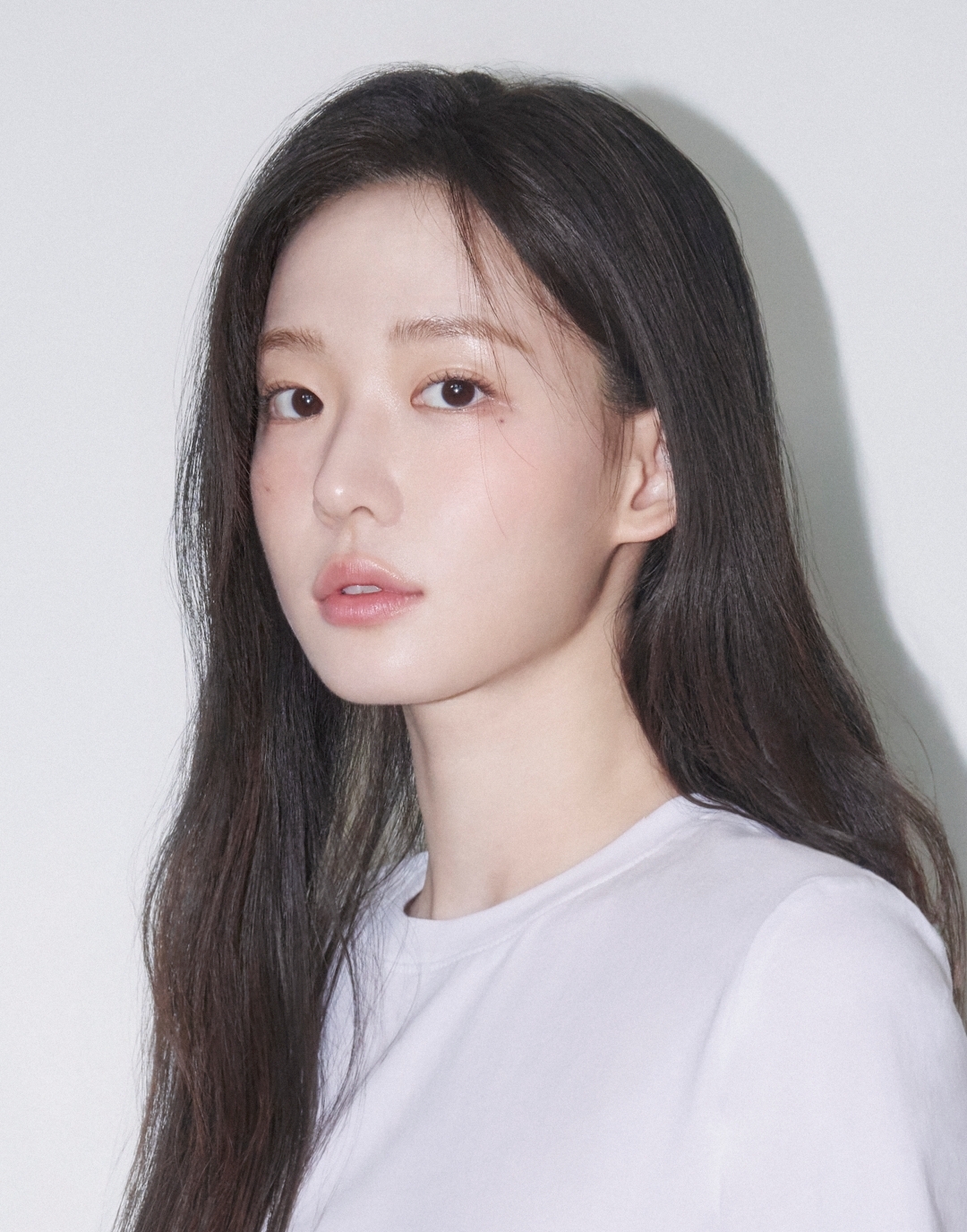 ‘First, For Love’ ‘Wonderfuls’ Choi Yoon-ji joins ‘Moving 2’