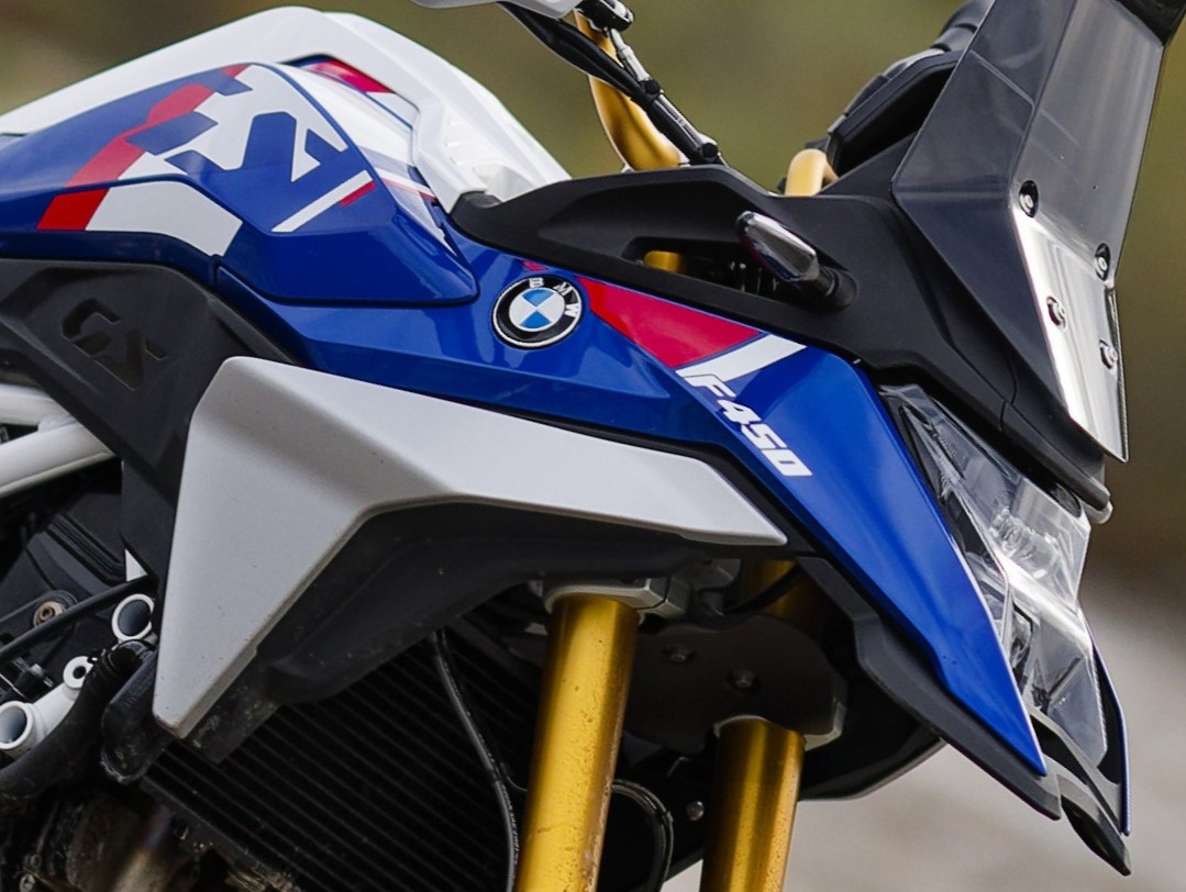 BMW新型「F 450 GS」発表 ERC搭載の本格ミドルアドベンチャー登場