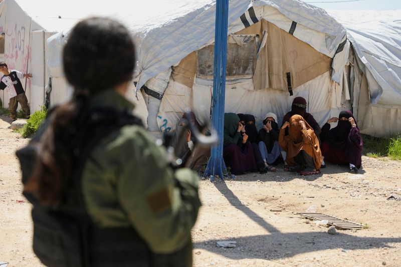 Australian women linked to ISIS leave Syrian camp, ABC reports