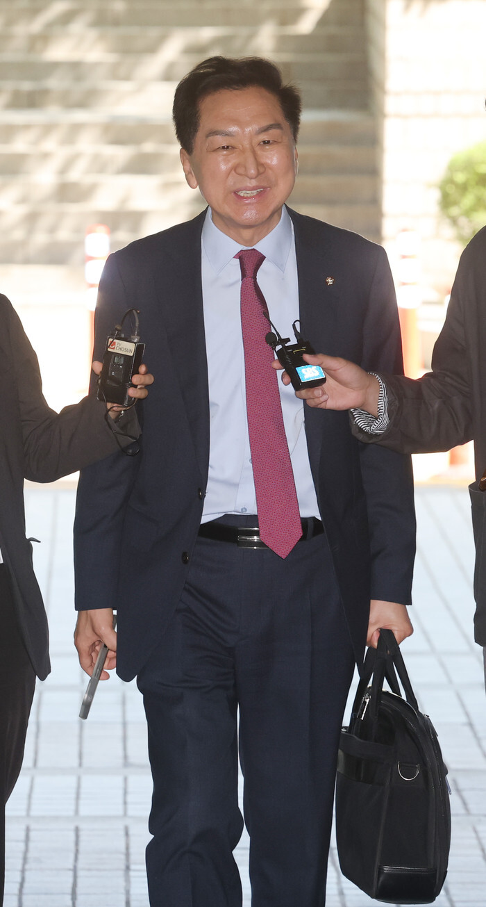 1st trial on opposition lawmaker