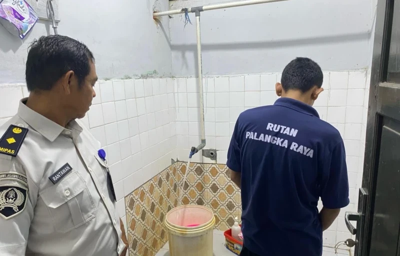 Razia rutan Palangka Raya, 12 warga binaan positif narkoba