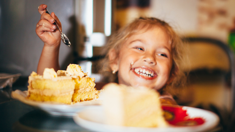 6 of the best and 6 of the worst box cake mixes at the grocery store