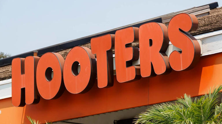 Hooters CEO reveals plans to rebrand for family-friendly atmosphere