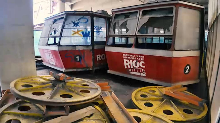 Push to repurpose 2 rotting Roosevelt Island Tramway cabins grows ahead ...