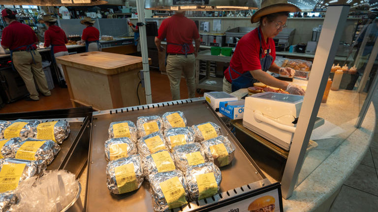 8 gas station chains with the best sandwiches, according to reviews