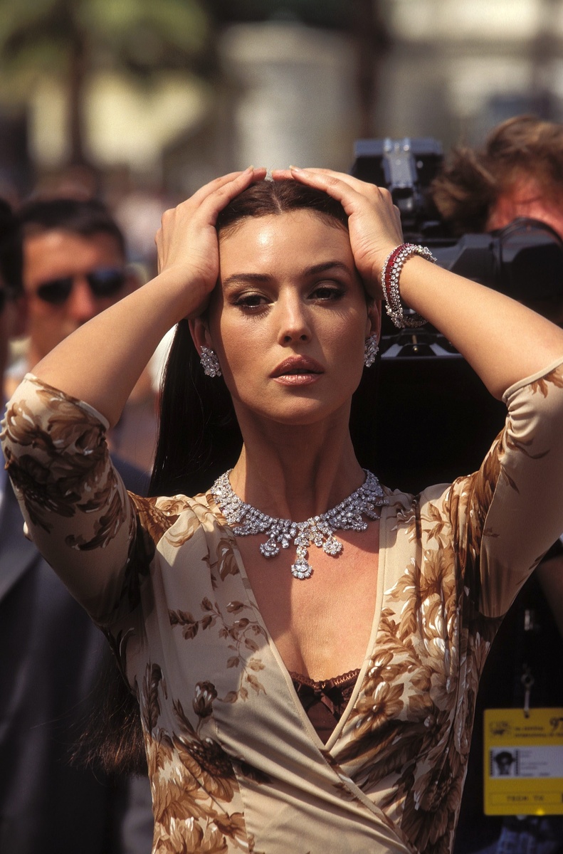 Non dimenticheremo mai il make-up di Monica Bellucci a Cannes, nel 1997