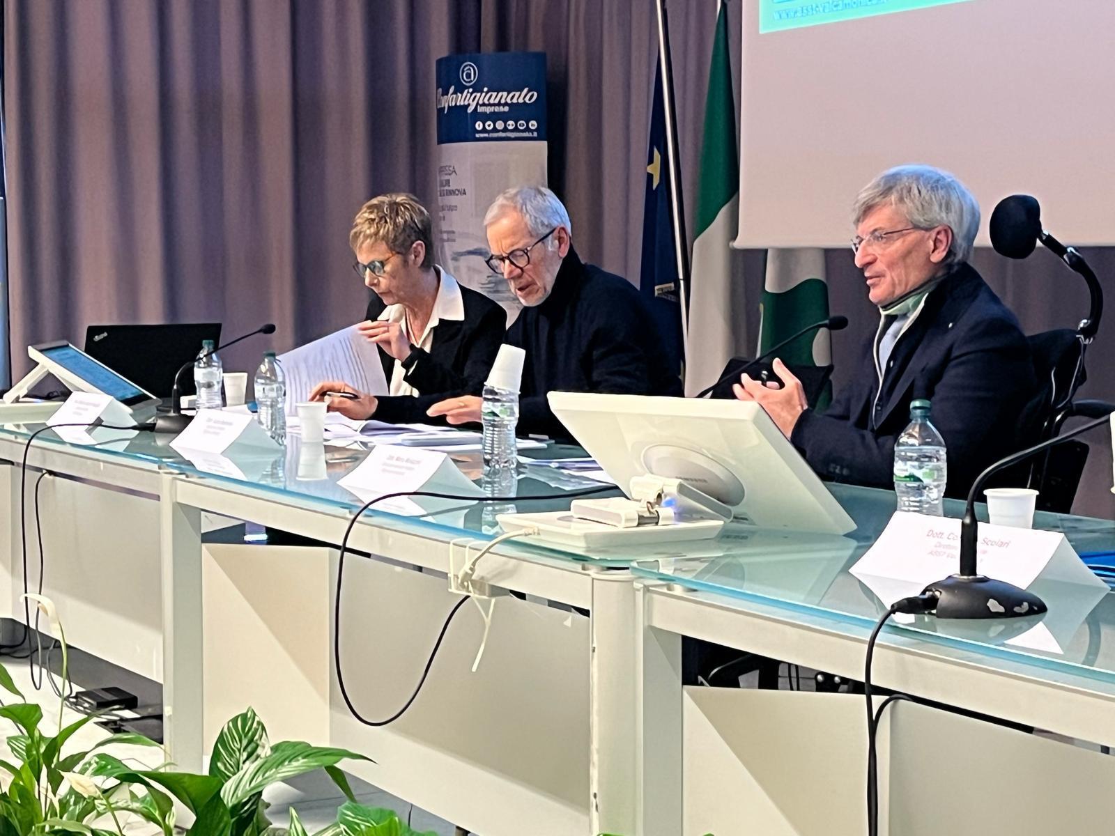 La piattaforma anti liste d’attesa: "Prenotazioni anche alle Poste. Il ...
