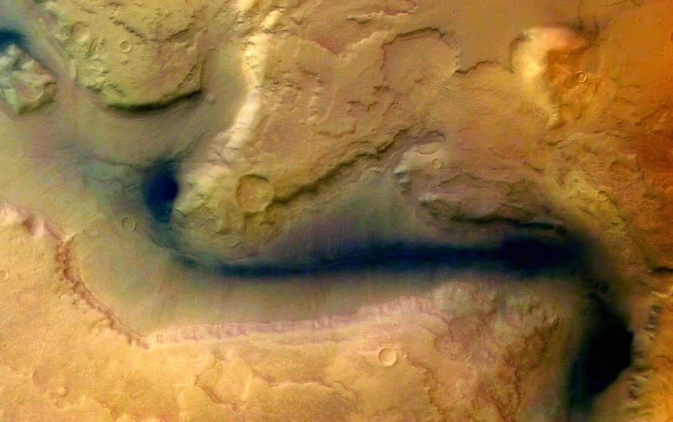 ESA images reveal massive ancient flood channels on Mars