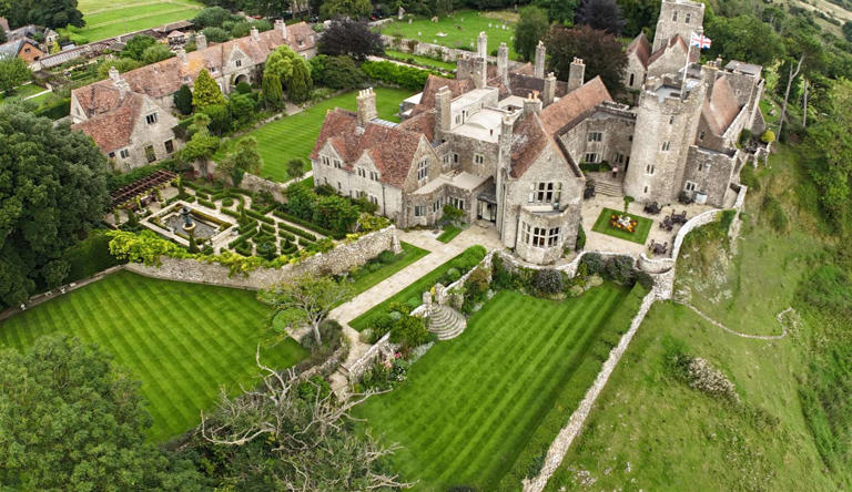 Dr Ann Kaplan Mulholland’s car park plans at Lympne Castle, near Hythe ...
