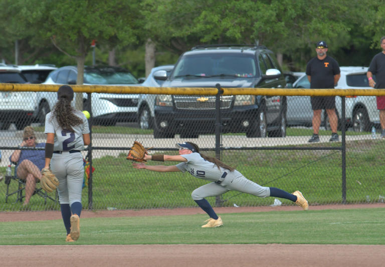 Oxbridge Academy softball makes history with first state championship