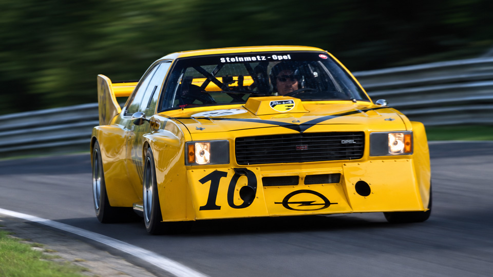 Commodore Jumbo dröhnt über den Salzburgring