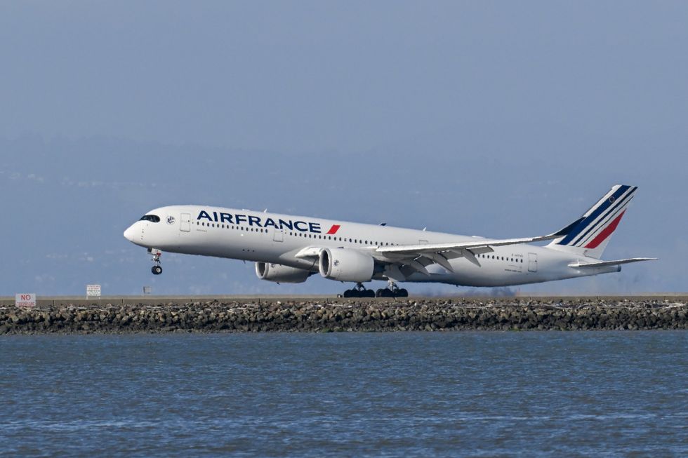 Plane forced into emergency diversion after passenger from Ebola-hit ...