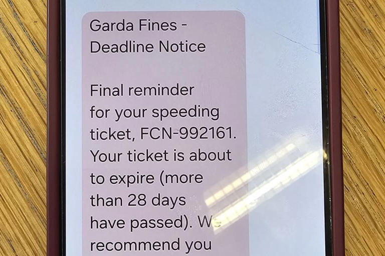 Urgent Garda warning on scam 'speeding ticket' texts hitting mobile phones