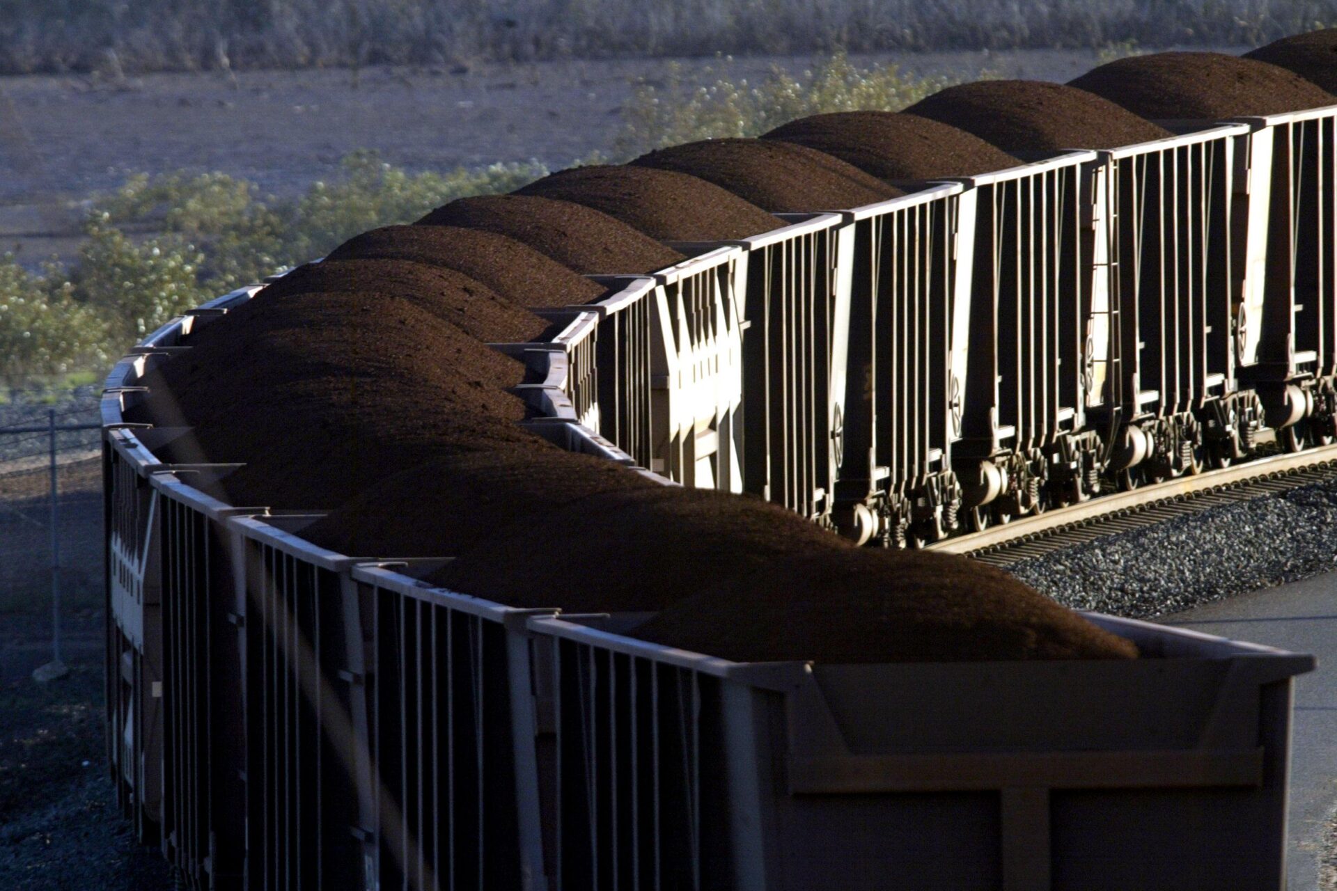 Can you imagine a 7 km train? Australia made it possible
