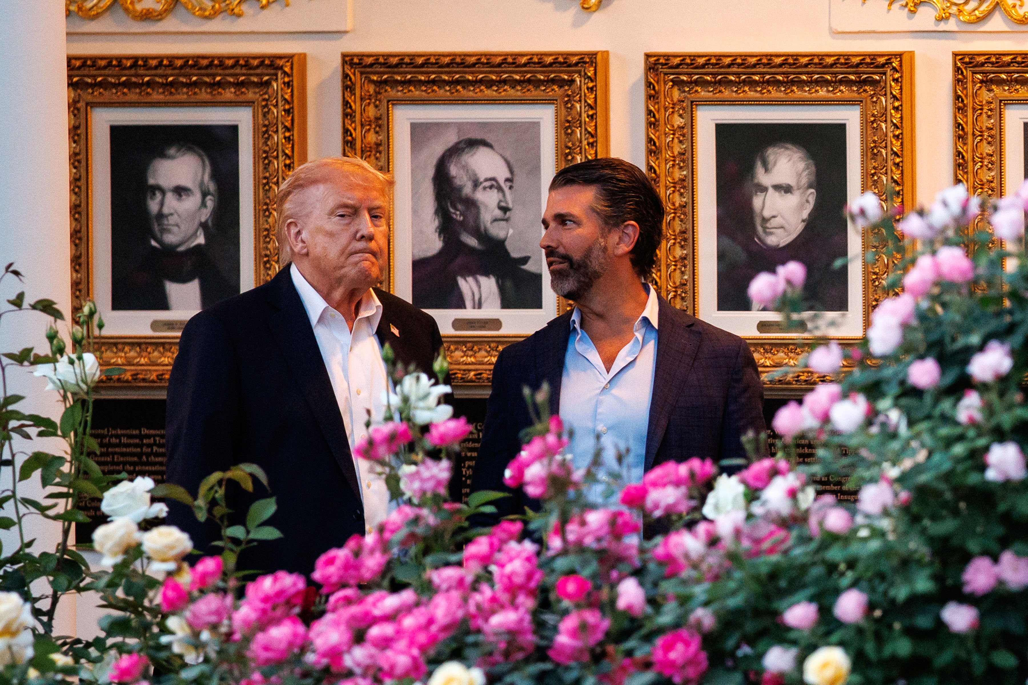 Trump moet dit weekend kiezen: huwelijksfeest of oorlog voeren
