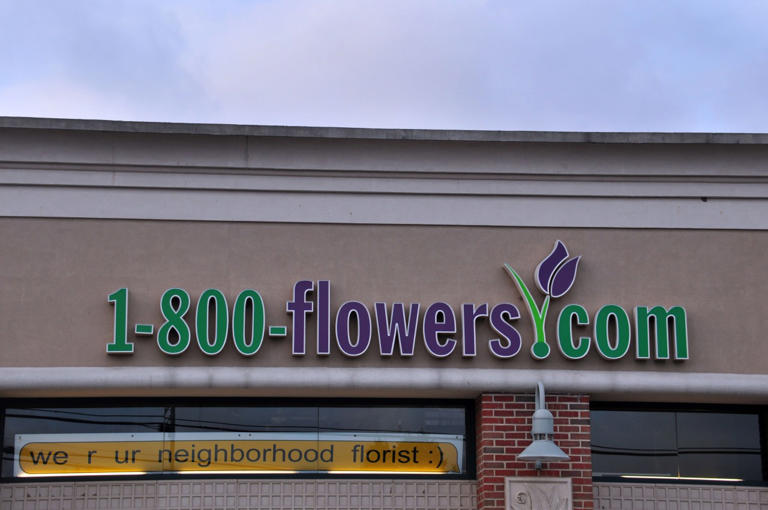 1-800-Flowers moves to invest in its brand after overrelying on 'buying ...