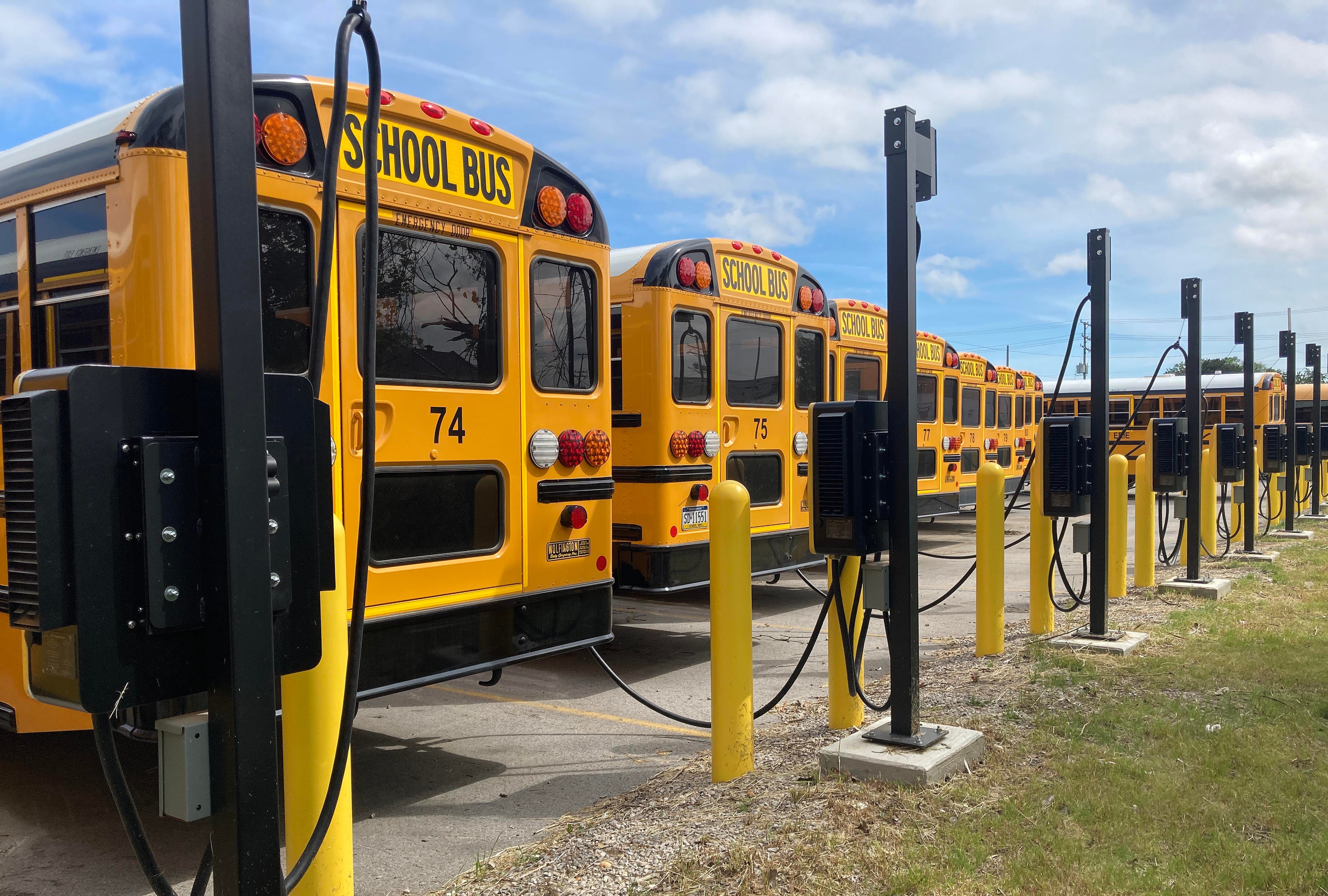 Electric buses to cut costs, help student learning and health in Erie